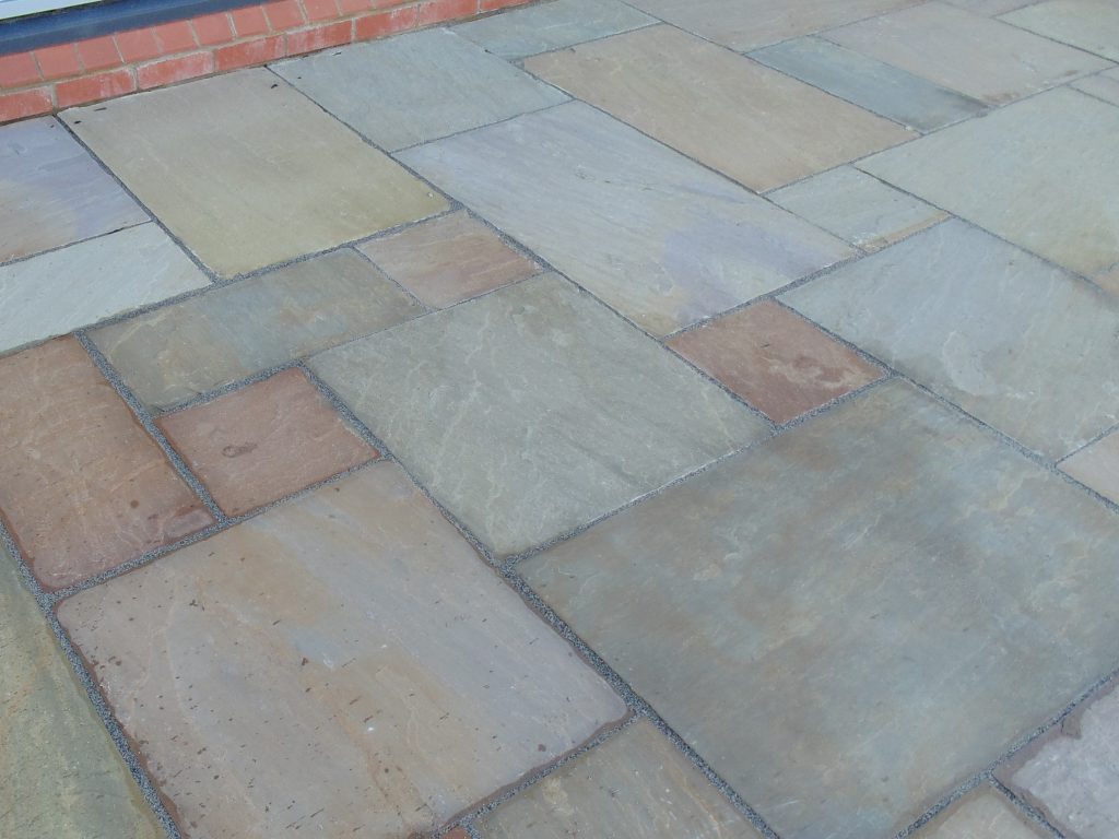 Limestone v Sandstone: Which Indian Stone Paving Material is Best for ...